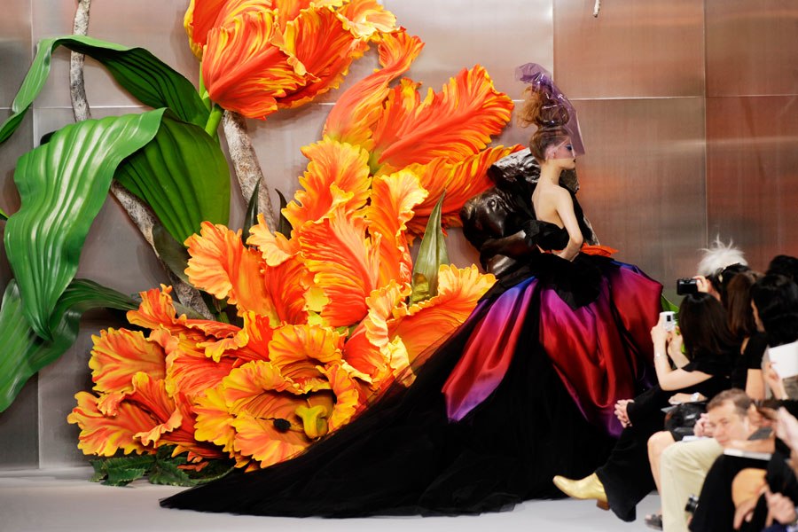 Set design – Fashion runway shows • Molly Watson